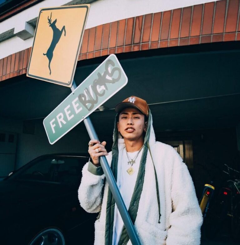 Yellow Bucksとはどんなラッパー？【バトル経歴やおすすめの曲を紹介】 | ヒプラガ