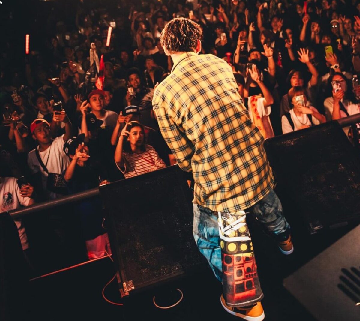 レゲエシンガーのRAYとは？経歴や年齢、本名を解説【おすすめの音源・曲も紹介】 | ヒプラガ